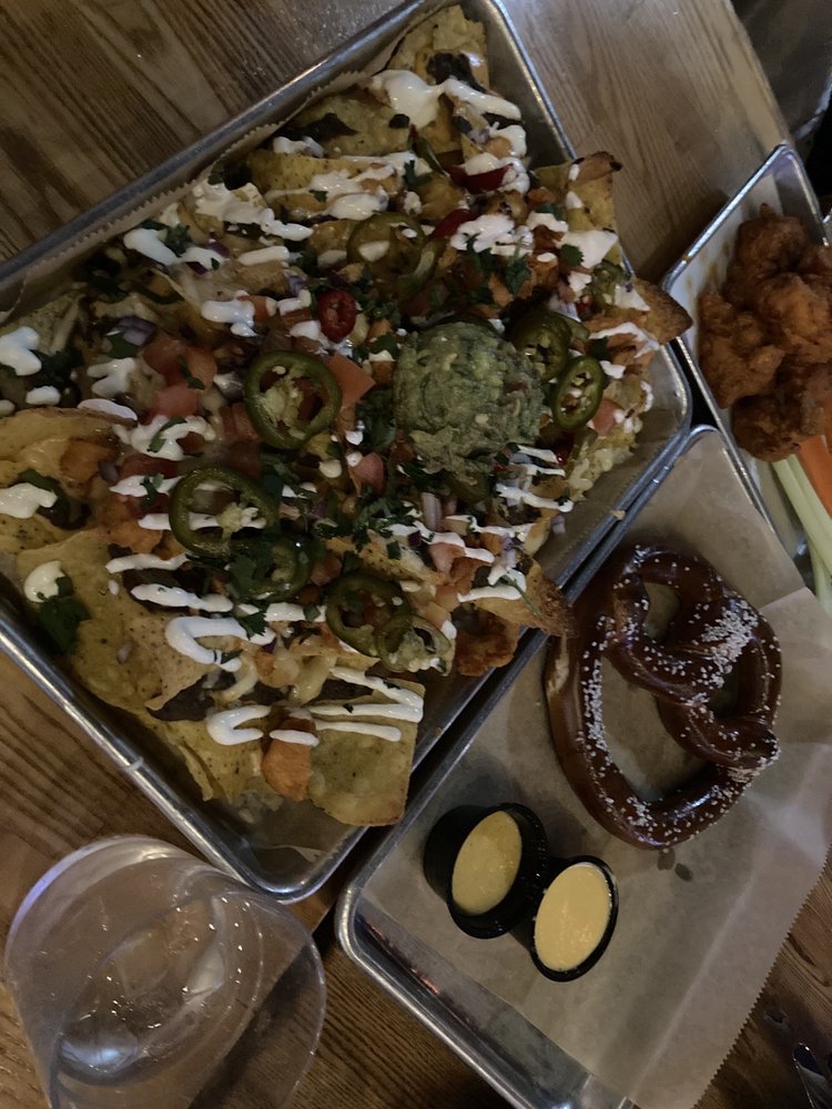 GASLIGHT - Updated October 2024 - 153 Photos & 222 Reviews - 2450 N ...