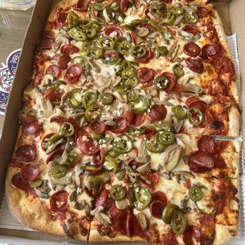 PETRILLO’S PIZZA - Updated March 2025 - 454 Photos & 989 Reviews - 750 ...