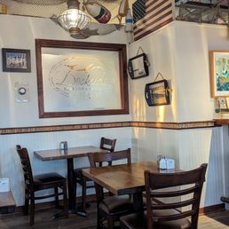 DOCKSIDE SEAFOOD & GRILLE - Updated December 2025 - 194 Photos & 239 ...