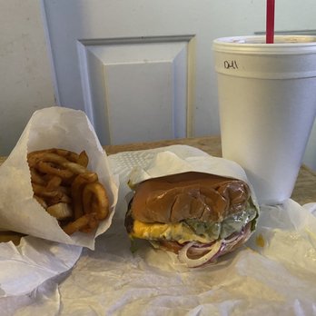 BUZZS DRIVE IN - Updated December 2025 - 121 Photos & 137 Reviews ...