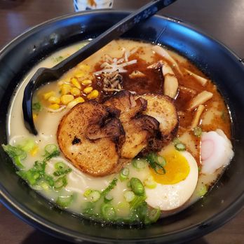 ZEN RAMEN & POKE - Updated June 2025 - 74 Photos & 39 Reviews - 977 ...