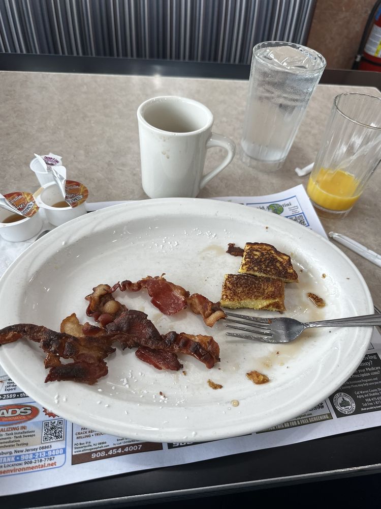 WASHINGTON DINER RESTAURANT - Updated February 2025 - 33 Photos & 93 ...