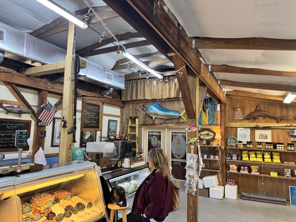 LIGHTHOUSE SEAFOOD - Updated January 2026 - 13 Photos & 26 Reviews ...