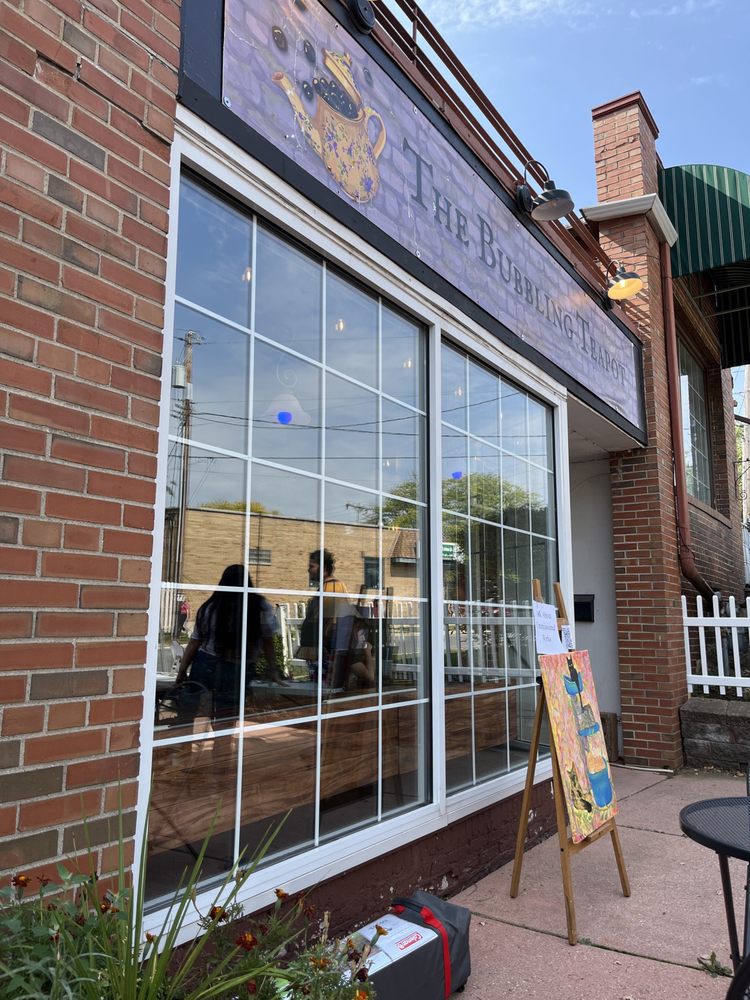 THE BUBBLING TEAPOT - Updated October 2025 - 14 Photos - 2611 E Johnson ...