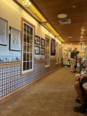 DAS DUTCHMAN ESSENHAUS - Updated April 2025 - 597 Photos & 392 Reviews ...