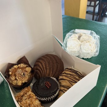 MR. NATURAL - Updated June 2024 - 331 Photos & 486 Reviews - 1901 E ...