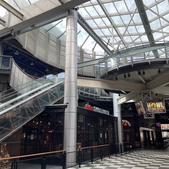 FOURTH STREET LIVE! - Updated December 2025 - 335 Photos & 122 Reviews ...