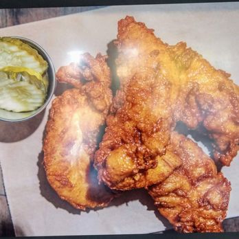 CHUCKS HOT CHICKEN - Updated December 2025 - 59 Photos & 70 Reviews ...