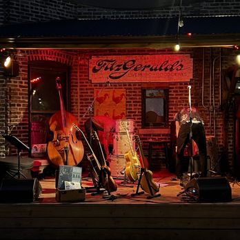 FITZGERALD’S - Updated July 2025 - 185 Photos & 165 Reviews - 6615 ...