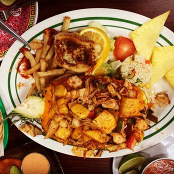 MARISCOS EL VENENO - Updated December 2025 - 107 Photos & 85 Reviews ...