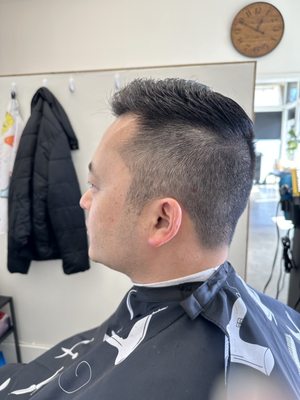 MC MEN’S HAIRCUT - Request an Appointment - 11 Photos - 82 Oak Ln ...