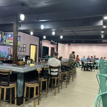 GG’S RESTAURANT & BAR - Updated December 2025 - 101 Photos & 23 Reviews ...