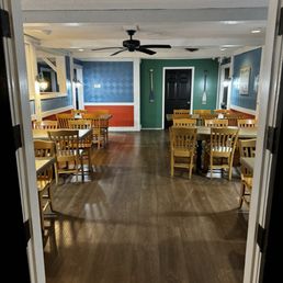 HUNGRY PELICAN - Updated July 2025 - 104 Photos & 91 Reviews - 5412 ...
