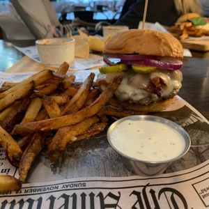 HAYSTACKS - 81 Photos & 58 Reviews - 206 Main St, Sulphur Springs, TX ...