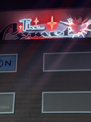 THE COMET PUB & LANES - Updated December 2025 - 62 Photos & 140 Reviews ...
