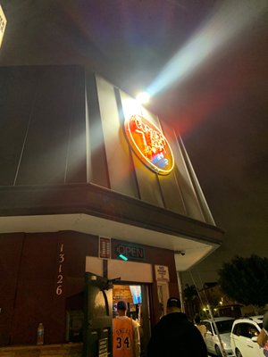 THE CORNER BAR - 335 Photos & 211 Reviews - 13126 Hawthorne Blvd ...