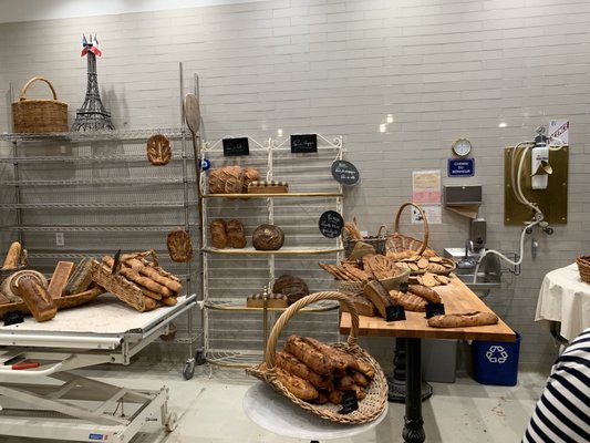 GOGUETTE BREAD - 172 Photos & 221 Reviews - 59 Montgomery Dr, Santa ...