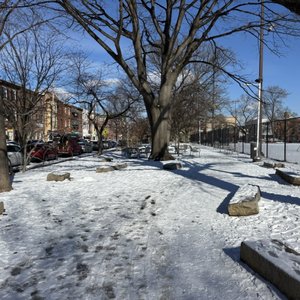 KONRAD SQUARE - Updated December 2025 - Tulip Dauphin Streets ...