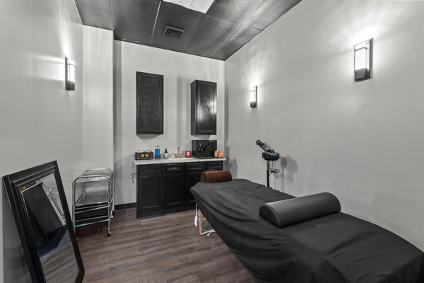 ROYAL PARLOR SALON & SPA - 37 Photos - 2925 Richmond Rd, Lexington ...