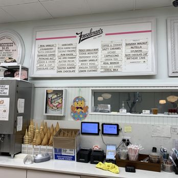 Fosselman's ice cream store