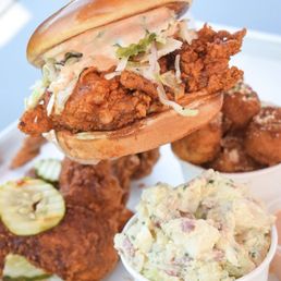 CLUCK KITCHEN - Updated June 2024 - 709 Photos & 640 Reviews - 17915 ...