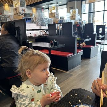 KURA REVOLVING SUSHI BAR - Updated August 2024 - 389 Photos & 362 ...