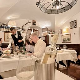 BUCA MARIO - Updated May 2025 - 513 Photos & 282 Reviews - Piazza Degli ...