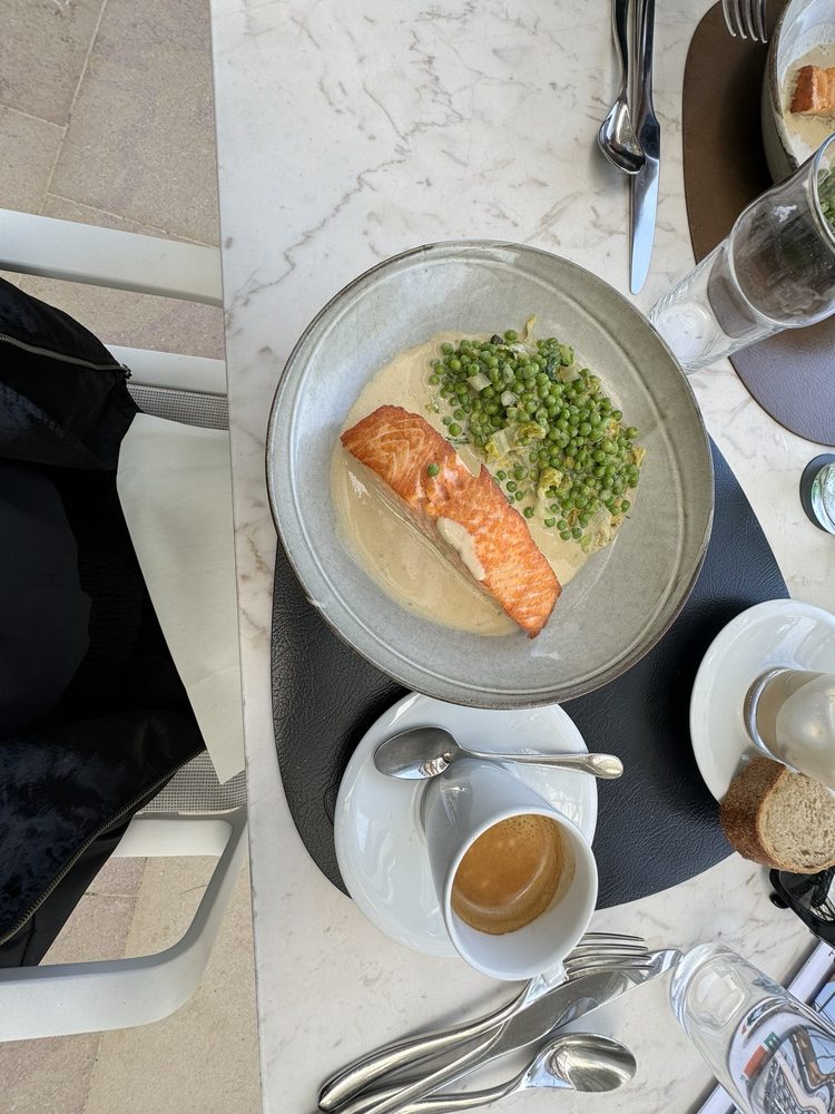 LE FRANK - Updated July 2025 - 37 Photos & 12 Reviews - 8 avenue du ...