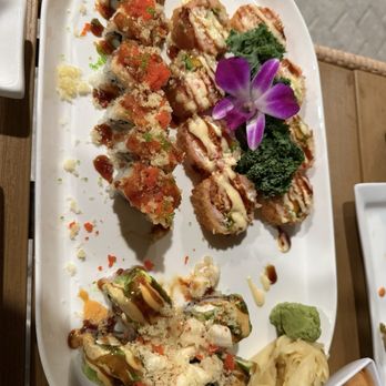 TSUNAMI SUSHI & HIBACHI GRILL - Updated December 2025 - 67 Photos & 103 ...