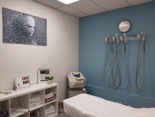 LIGHTTOUCH MED SPA - Updated December 2025 - 10 Photos - 145 Royal ...