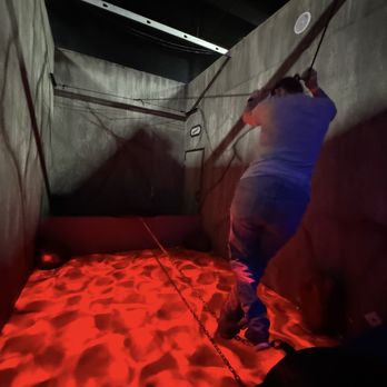 LABYRINTH REALITY GAMES - Updated December 2025 - 71 Photos & 53 ...