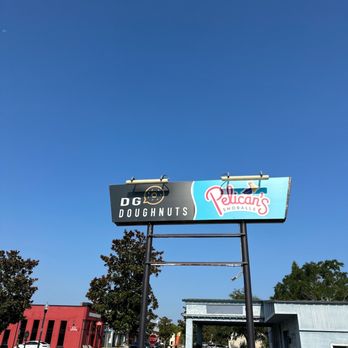 DG DOUGHNUTS - Updated December 2024 - 1366 Photos & 465 Reviews - 29 W ...