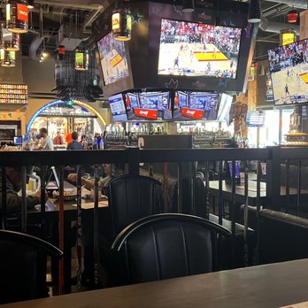 THE CANADIAN ICEHOUSE - Updated January 2026 - 94 Photos & 10 Reviews ...