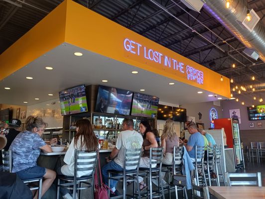 OUTLAW WINGS - Updated October 2025 - 58 Photos & 66 Reviews - 5823 E ...