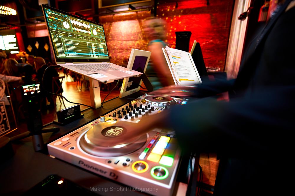 DJ HALO - Updated July 2025 - Request a Quote - 16 Photos - 1050 Water ...