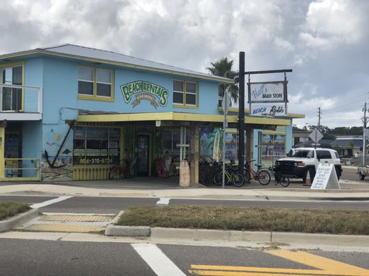 THE BEACH STORE & MORE - Updated July 2024 - 19 Photos & 19 Reviews ...