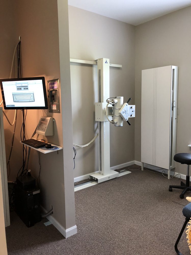 PAUL G LYELL, DC - Updated December 2025 - 1521 W Walnut St ...