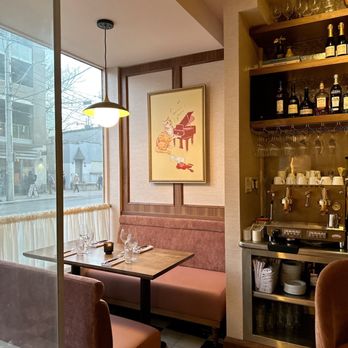 THE ROSEBUD - Updated December 2025 - 16 Photos - 498 King Street E ...