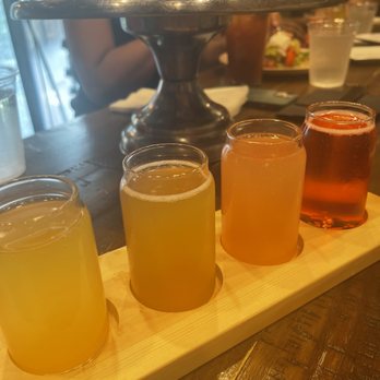 SIMONE ON SUNSET - Updated May 2024 - 343 Photos & 389 Reviews - 2418 ...