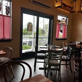 MONNA LISA TRATTORIA - Updated January 2026 - 84 Photos & 61 Reviews ...