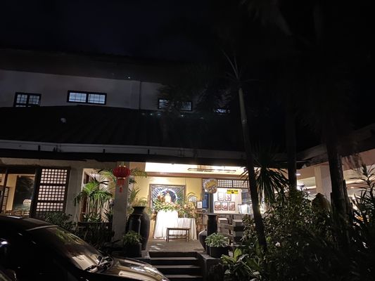 BREAKTHROUGH - 43 Photos & 11 Reviews - Seafood - Villa Arevalo ...