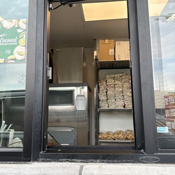 SWIG - Updated October 2025 - 12 Photos - 2413 Bay Area Blvd, Houston ...