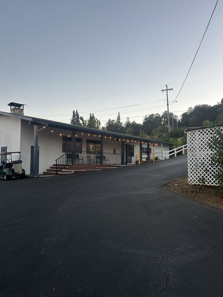 THE JACKSON LODGE - Updated May 2026 - 73 Photos & 99 Reviews - 850 N ...
