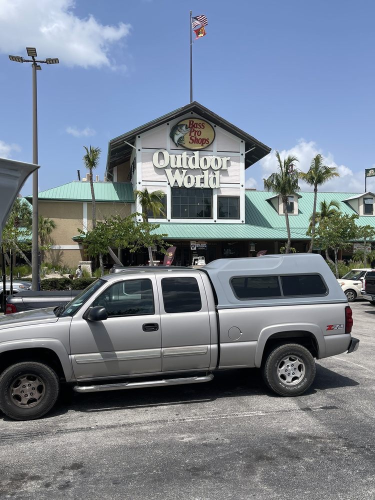 BASS PRO SHOP - Updated December 2025 - 148 Photos & 85 Reviews - 10040 ...