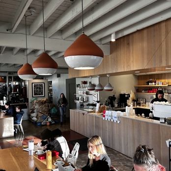 UPPER LEFT ROASTERS - Updated September 2024 - 368 Photos & 255 Reviews ...