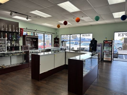 PUFFSTERZ SMOKE SHOP - Updated March 2026 - 28 Photos - 252 Florida A1A ...