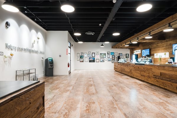 CALIVA - Updated September 2025 - 186 Photos & 1067 Reviews - 1695 S ...