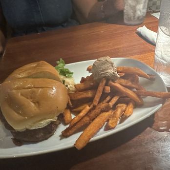 THREE BIRDS TAVERN - Updated January 2025 - 426 Photos & 556 Reviews ...