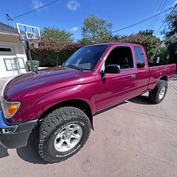 BAHA AUTO BODY - Updated September 2025 - 17 Photos & 28 Reviews - 2512 ...