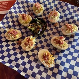 CORNER 16 - Updated December 2025 - 220 Photos & 325 Reviews - 1640 Bob ...